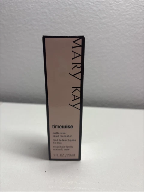 MARY KAY TIMEWISE Matte-Wear Liquid Foundation 1fl Oz Beige 2 £17.80 ...