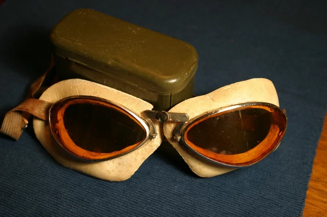 WW2 GERMAN LUFTWAFFE flying goggles French made WWII in box pilots or ...