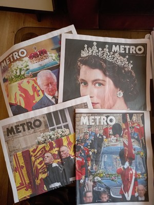 THE METRO UK NEWSPAPER QUEEN ELIZABETH II DEATH 1926-2022 - SEPTEMBER ...
