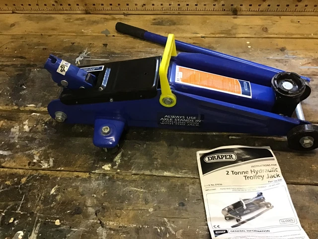 DRAPER 2 TONNE car Trolley Jack + 2 (2 tonne) Axle Stands & Car Ramps £ ...