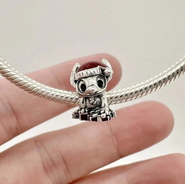 PANDORA DISNEY LILO And Stitch Christmas Charm £17.99 - PicClick UK