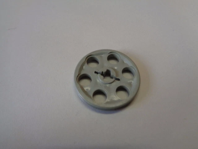 LEGO TECHNIC WEDGE Belt Wheel (Pulley) (4185) Light Gray (Old) EUR 1,00 ...