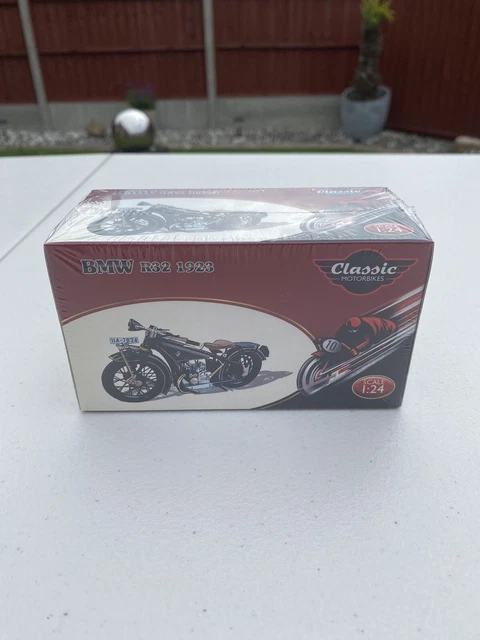 ATLAS - 1923 Bmw R32 Black - 1/24 Scale Model Bike - Classic Motorbikes ...