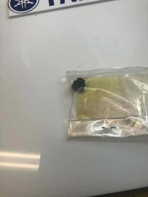 1 BOUCHON CARBURATEUR yamaha 22V-14968-00 v-max 1200 xvz 1200 1300 xv ...