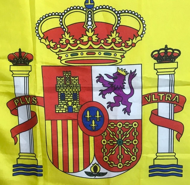 DRAPEAU ULTRAS PLUS crown 144 cm x 97 cm marque noire sur le drapeau ...