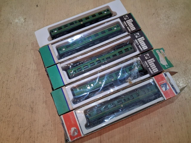 RAKE OF FIVE LIMA N Gauge BR Mk 1 GREEN COMPOSITE COACHES x 5 £34.99 ...