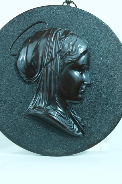 BEAU MÉDAILLON BOIS durci Epoque Napoleon III portrait de la Vierge ...