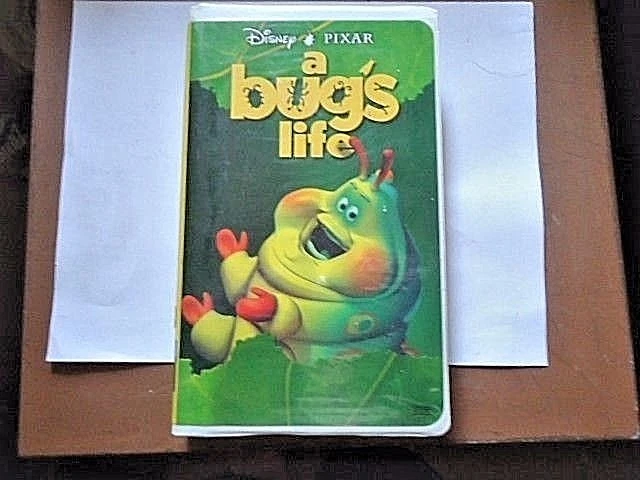 A BUG'S LIFE (1999, DISNEY PIXAR VHS) CLAM SHELL CASE EUR 4,38 ...