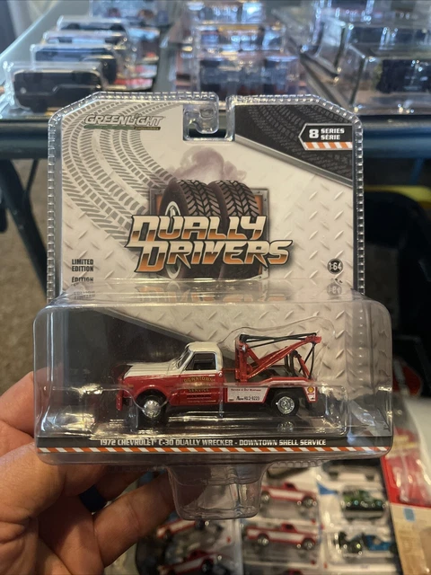 GREENLIGHT DUALLY DRIVERS 1972 Chevy C-30 Wrecker Downtown Shell ...