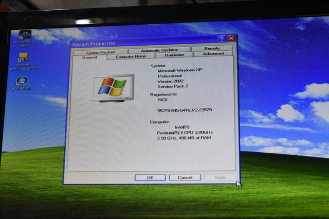 IPEX INTEL PENTIUM 4 3.0Ghz Windows XP Pro /512MB/40GB Vintage Desktop ...