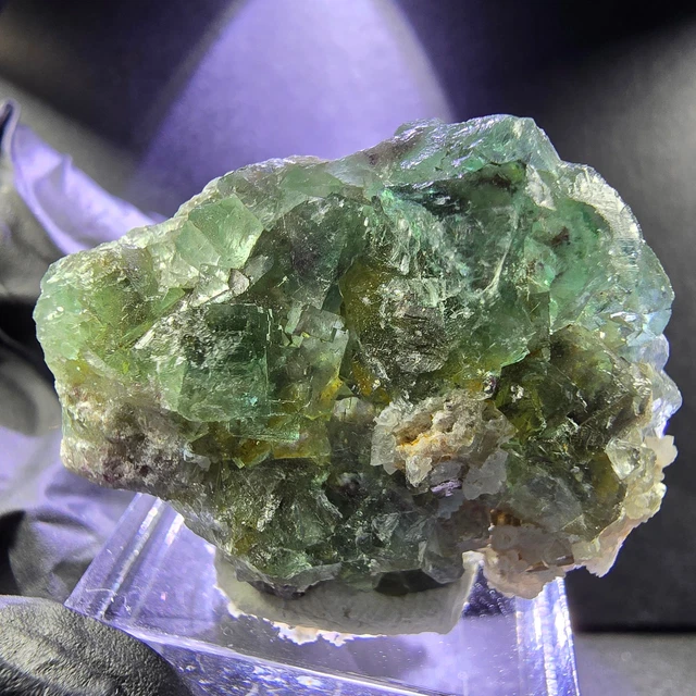 RARE FLUORITE XX cube niveau vert avec inclusions 36*28*13mm Okorusu ...