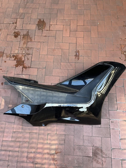 FIANCHETTO DESTRO FIANCATA Fianco Carena Honda SW-T 400 Silver Wing ...