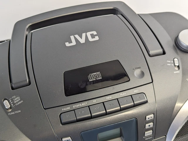 JVC PORTABLE CD Radio & Cassette Player RC-EZ51 with Remote Control £39 ...