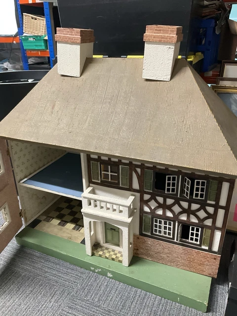 DOLLS HOUSE TUDOR Style Handmade 1989 Original With Furniture £90.00 ...