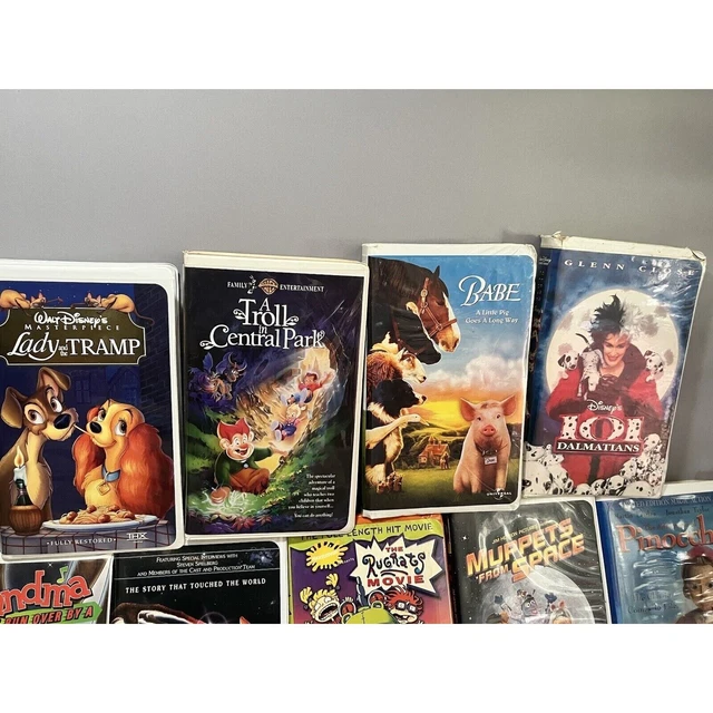 VINTAGE LOT OF 34 VHS Movies Tested Disney, Fox , Warner, Family ...