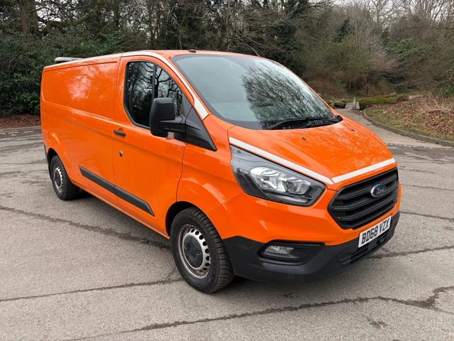 FORD TRANSIT CUSTOM 2.0 340T Lwb 1 Owner From Rac New Wet Belt No Vat £ ...