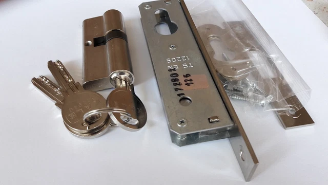 KALE KILIT 201 hook lock Deabolt for sliding door + Cylilinder Snc $60. ...