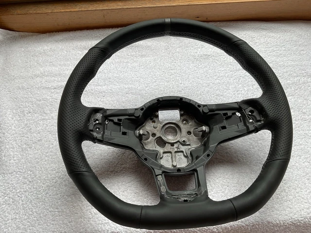 VW GOLF MK 7.5 Four Motion DSG Golf Steering Wheel Perforated Leather £ ...