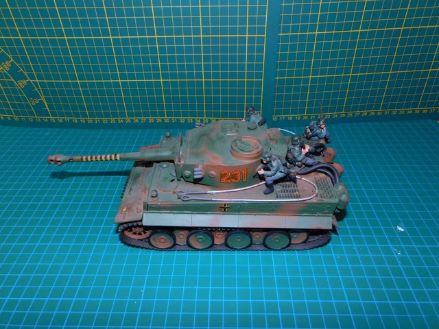 PANZERKAMPFWAGEN TIGER 1:35 Gebaut Tamiya Soldaten Figur WWII WH ...