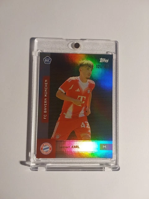 TOPPS BAYERN TEAM Set 2025-26 Lennart Karl Parallel 121/125 Refractor ...