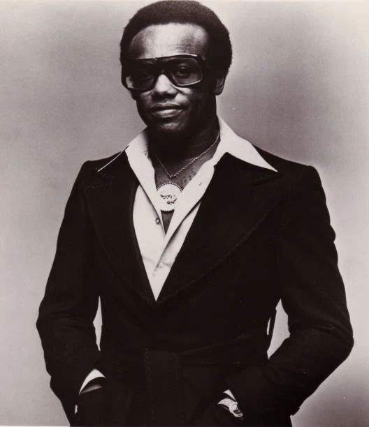 BOBBY WOMACK POSED Portrait Of Bobby Womack Full Length 1 Old Music ...