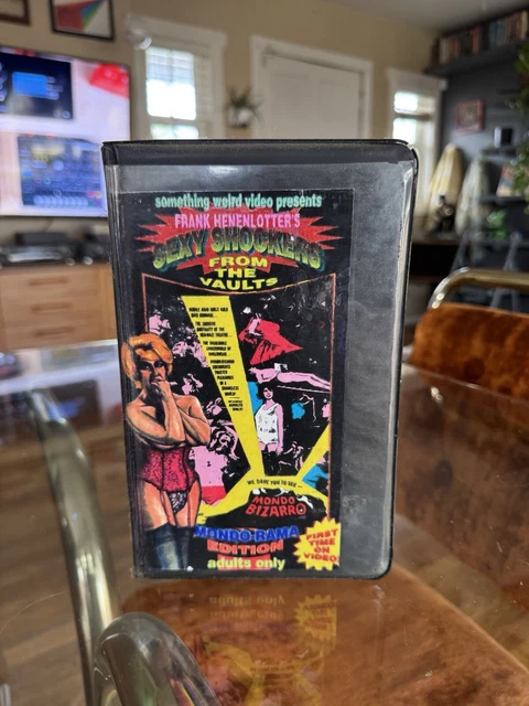 MONDO BIZARRO RARE Something Weird Video VHS Clamshell £14.49 - PicClick UK