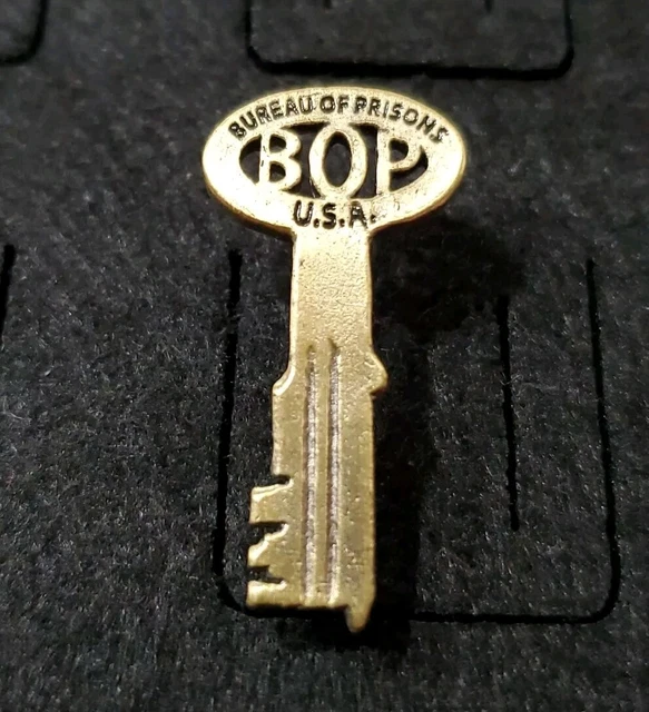RARE BOP FEDERAL Bureau of Prisons Pin DOJ Department of Justice ...