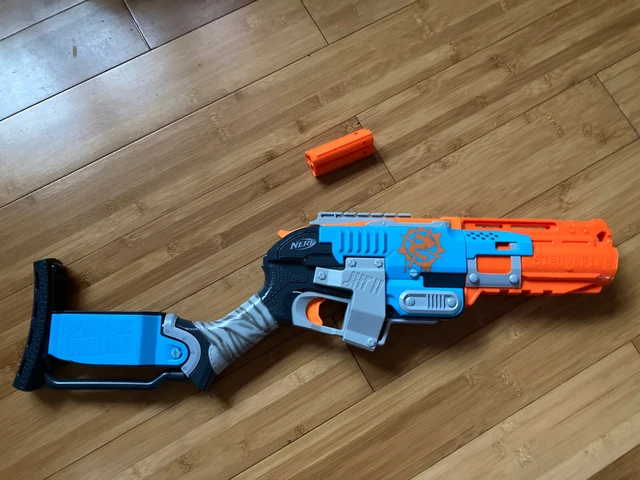 NERF ZOMBIE STRIKE Sledgefire Blaster With 1 Shell Blaster Sledge Fire ...