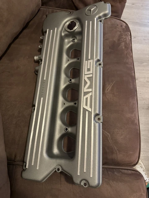 MERCEDES M110 (280) AMG Ventildeckel W107 W114 W116 W123 W126 Valve ...