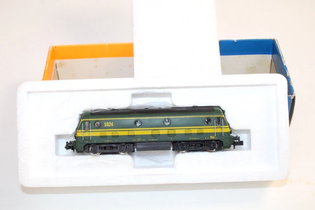 ROCO 2156, DIESELLOKOMOTIVE 5924 SNCB, Spur N. Geprüft! EUR 89,00 ...