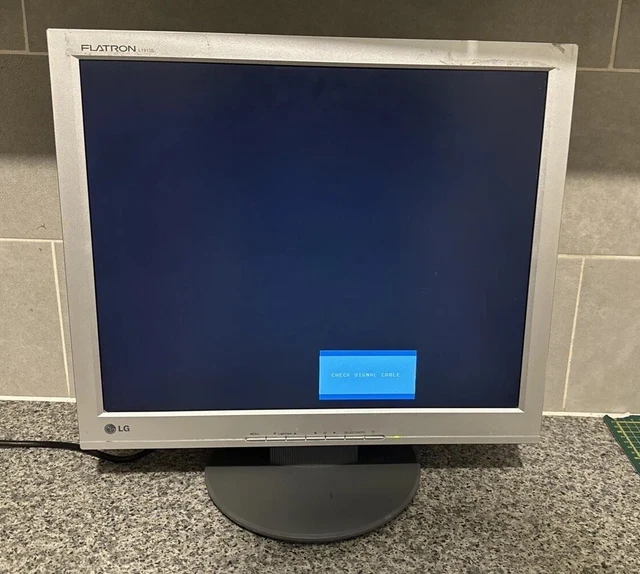RETRO GAMING MONITOR LG Flatron L1915s 19" TFT LCD Monitor VGA Vintage ...