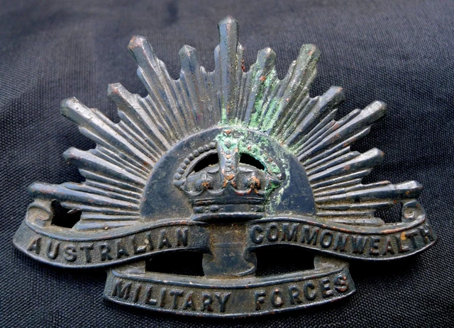 A GOOD ORIGINAL Ww1 Anzac - Ww2 2/Aif Australian Rising Sun Slouch Hat ...