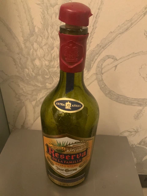 JOSE CUERVO RESERVA De La Familia Extra Anejo empty tequila bottle £10. ...
