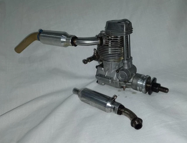 OS 70 FS Four Stroke Glow Engine with Two Mufflers £50.00 - PicClick UK