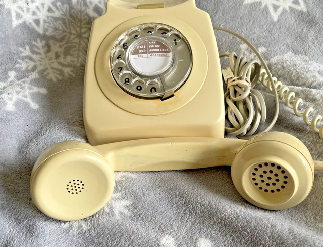 VINTAGE BRITISH TELECOM Telephone8746GDFM82 - BELL RING- 1981 Model ...