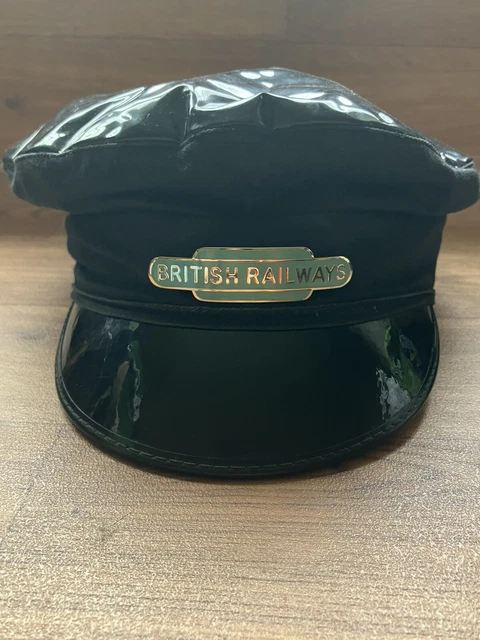 BRITISH RAILWAYS STEAM ENGINE GREASE TOP DRIVERS CAP With Enamel Badge ...