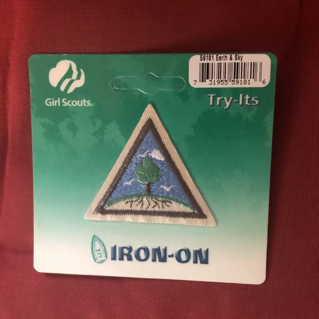 GIRL SCOUT BROWNIE Earth & Sky Iron-On Try-It Badge Patch 59181 - NEW ...