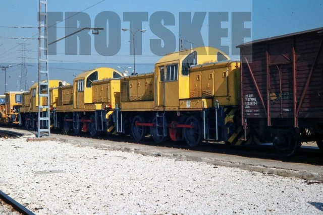 35MM SLIDE RENFE Spanish Railways Diesel Loco ex BR Class 14 Madrid ...