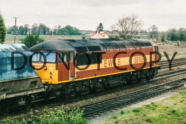 UK DIESEL TRAIN Railway Photograph Of Class 56 56105 Loco. Rm56-537 £1. ...