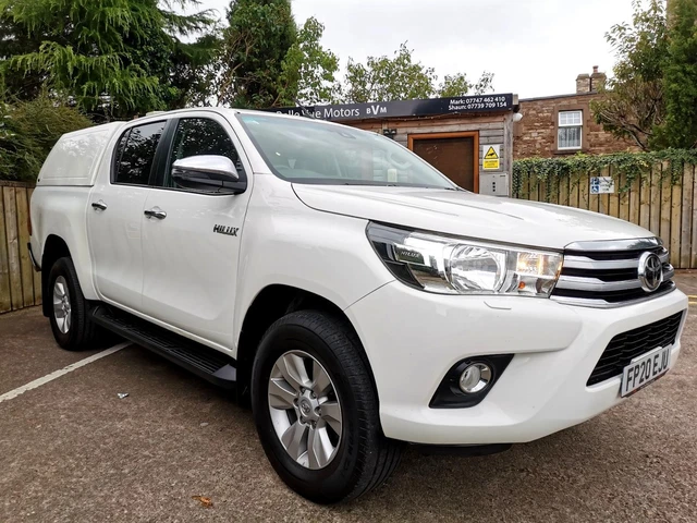 2020 TOYOTA HILUX Icon Double Cab Pick Up 2.4 D-4D Auto £22,794.00 ...