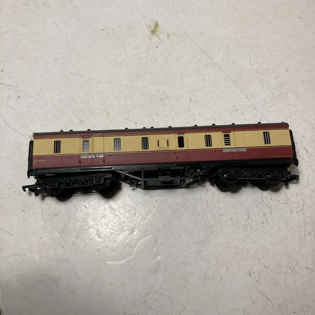 MAINLINE 937336 BR 50' Parcels Van M31346 Red/Cream boxed OO NEW £16.15 ...