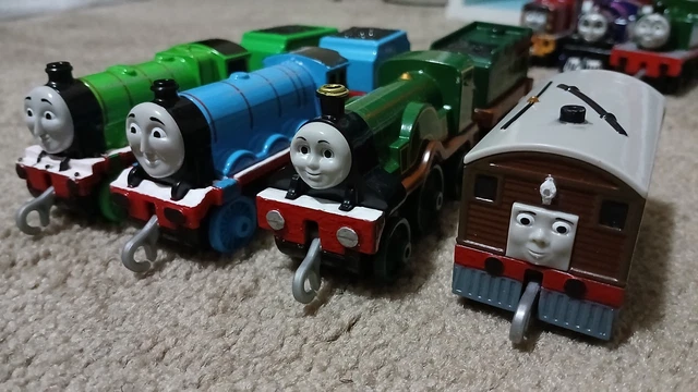 THOMAS & FRIENDS TrackMaster Push Along Custom Engines Lot Of 15 $105. ...