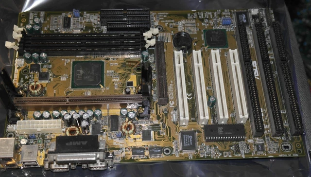 ASUS P2B 1.04 Slot 1 ATX Motherboard AGP PCI ISA IDE FDD Intel BX ...