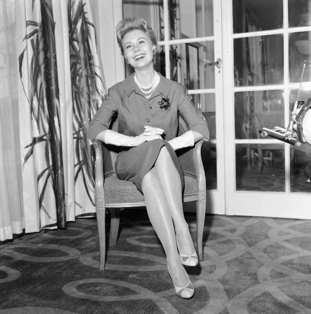 MITZI GAYNOR AMERICAN Actress Singer Dancer 1950S Old Photo 4 $9.00 ...