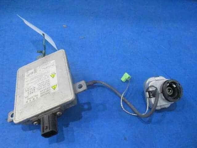 MITSUBISHI DELICA D5 2013 LDA-CV1W Controllo nascosto 8301C042 [usato ...