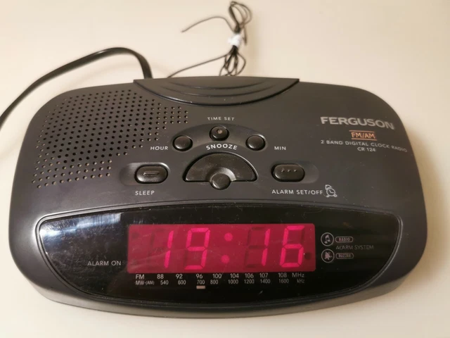 FERGUSON CR124 AM FM 2 Band Digital Clock Radio - Working £9.99 ...