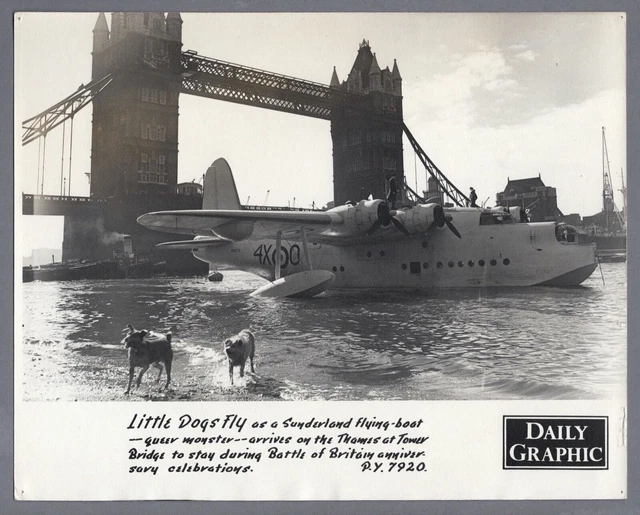 SHORT SUNDERLAND FLYNG Boat Tower Bridge Battle Of Britain Anniversary ...