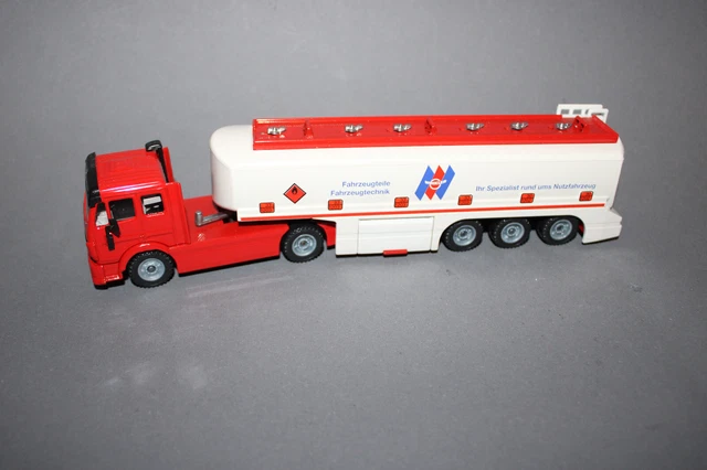 SIKU 1:55 3511 Modell Mercedes-Benz Tankzug Topas / WINKLER EUR 68,00 ...