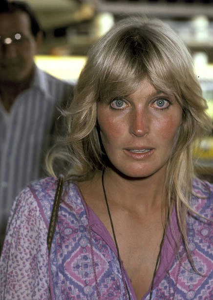 BO DEREK AT Bo Derek & John Derek Sighting at La Guardia Airport ...