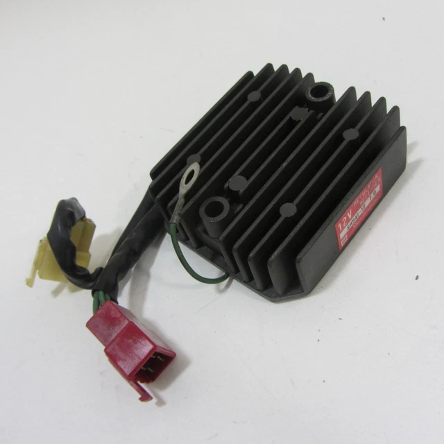 HONDA CBR 600 F PC19 Ez : 86 Régulateur de Courant de Charge ...